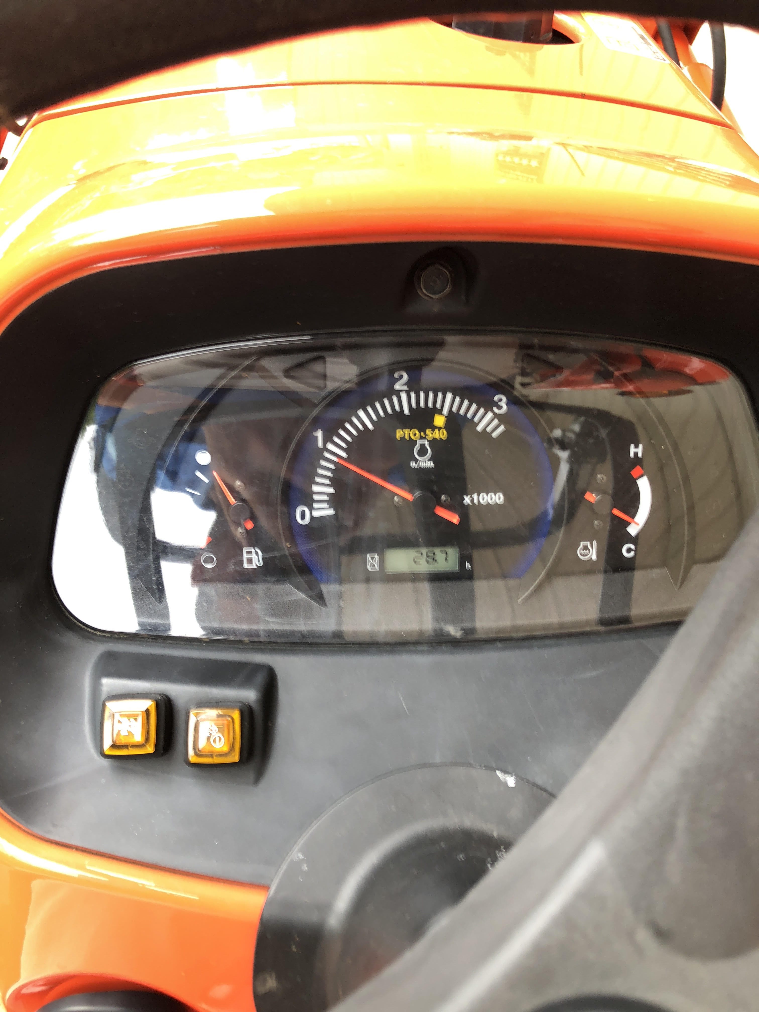 2015 KUBOTA L3901 HST, DEMO 28 HRS - Pre-Owned Kubota