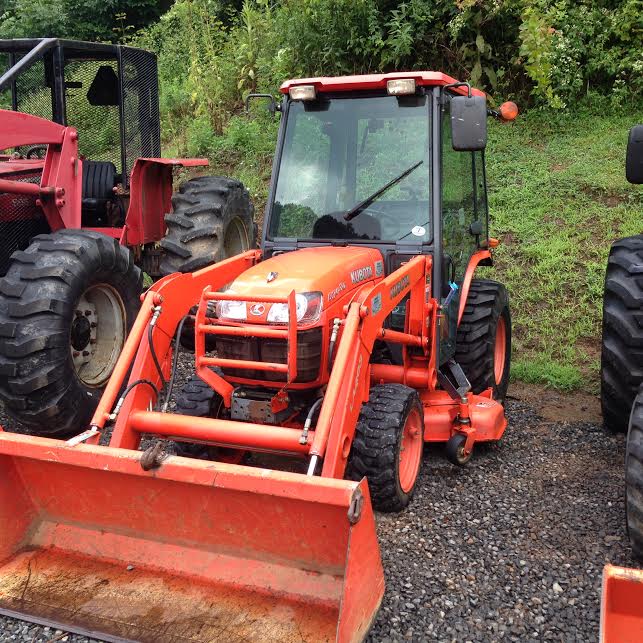 Kubota B3030 4X4 - Pre-Owned Kubota